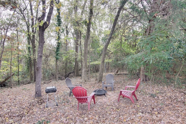 Near Lake Wylie - Updated Cottage W/ Yard! - Fort Mill, SC