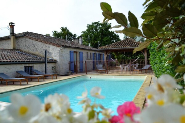 Gîte Les Lavandes\nagréable Et Spacieuse Maison De Campagne. - Lot-et-Garonne
