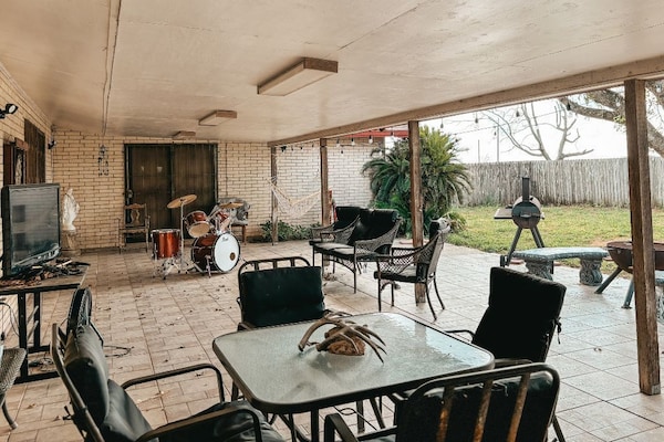Rustic Texas Retreat: Ranch Style Home Los Ebanitos Ranch - Nuevo Leon