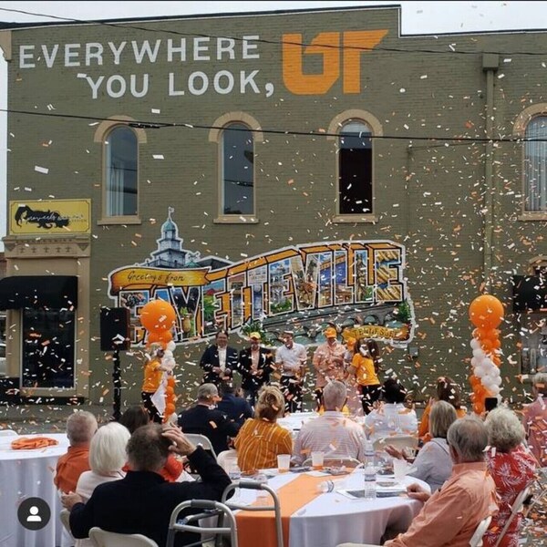 Give My All For Tennessee In Downtown Fayetteville Near Jack Daniels - Dawson Lake, Kelso