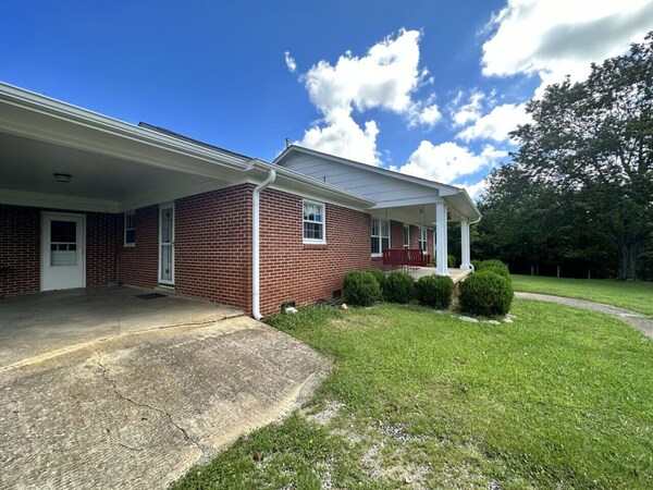 Near Jack Daniels, Tims Ford, & More! - Lynchburg, TN