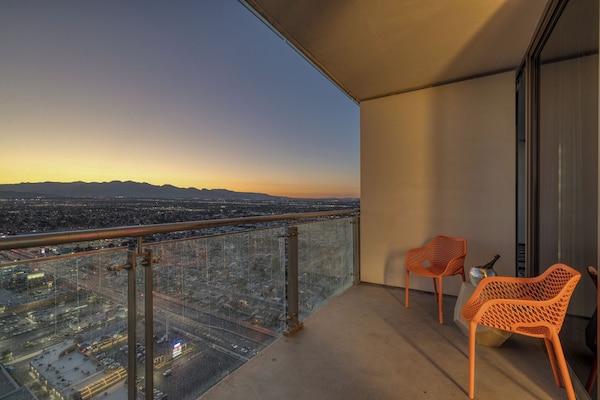 Sex, Drugs & Rock N' Roll Suite - Award Winning! - Palms Resort - 37th Floor - Las Vegas, NV