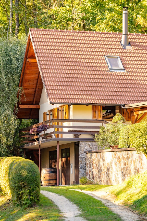 Three Bedroom Holiday Home Emaj With Sauna - Slovenia