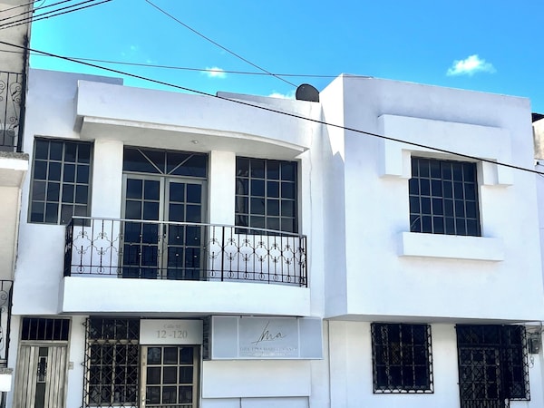 Apartamento Cerca Al Mar, 2 Habitaciones Con Aire Acondicionado - Riohacha