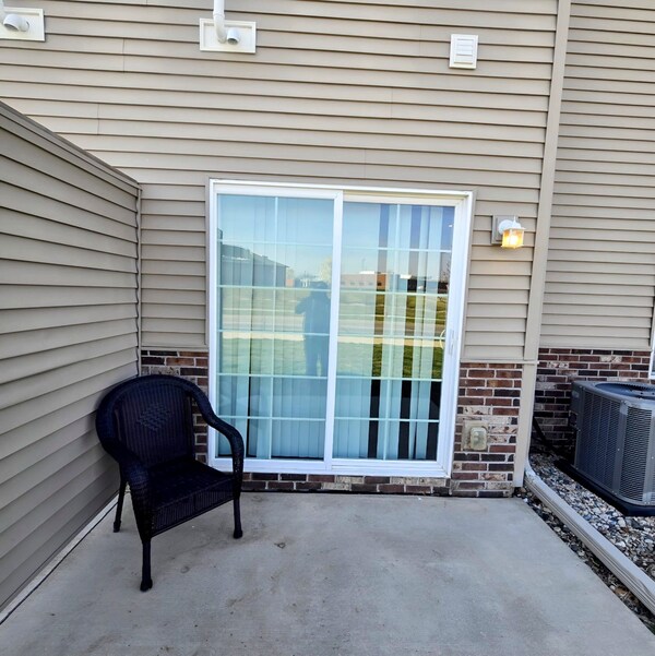 Charming 3-bedroom Townhome With Ac And Wifi In Grimes\nweekly Discount Is 10% - Big Creek State Park, Polk City