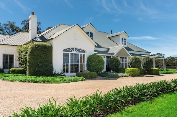 Skyfall - Country Estate, A Family And Entertaining Paradise. - Exeter