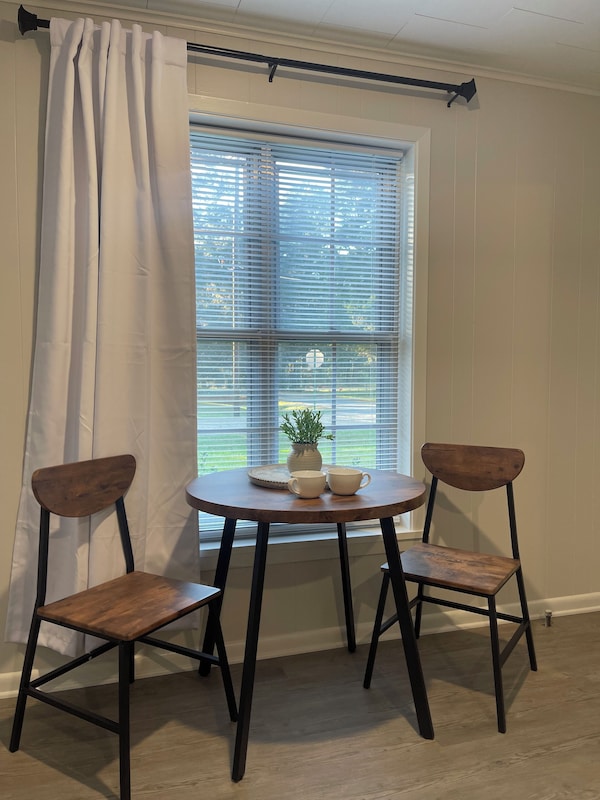 Cottonport Cottage-stunning 3/2 In Heart Of West Monroe With All King Size Beds! - Louisiana
