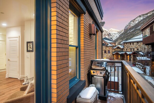 3 Bedroom/ 3 Bathroom Walking Distance To The Gondola - Silverton, CO