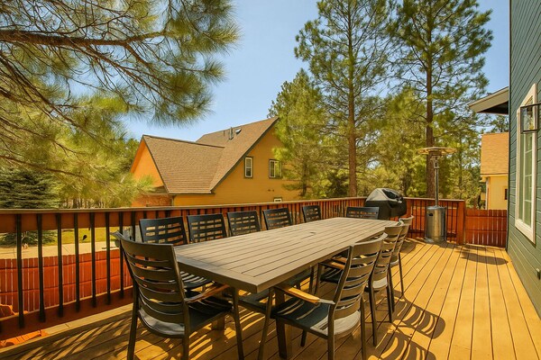 Pine Haven: Hot Tub, Games, Gym, Family Friendly - Flagstaff, AZ
