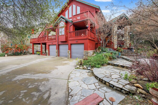 Nice And Quiet Cabin, River Front, Close To Sequoia National Park, Fast Wifi - Three Rivers, CA