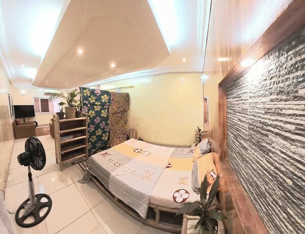 Luxury Furnished Room No1 - Bamako