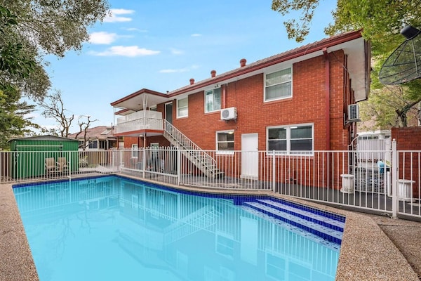Bexley Near Train/shopping/airport With Pool 11ppl Ground Floor - Sydney