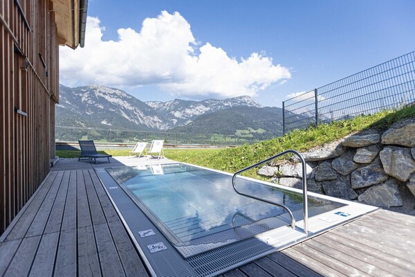 Lush Chalet With Private Sauna - Haus