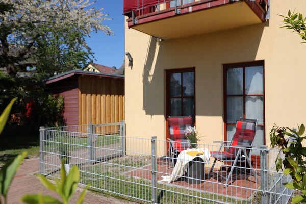 Small Vacation Room Directly At The Harbor Of Wustrow - Ahrenshoop