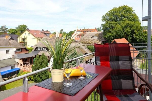 Apartment With Balcony And Bodden View Directly At The Harbor Of Wustrow - Wustrow