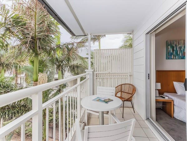 The Pool Resort Kingscliff - Studio Apt (7303) - Holiday Management Co. - Kingscliff