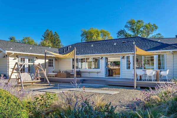 Modern Farmhouse On 1 Acre | Steps To Park | W/ Spa - Bodega Bay, CA
