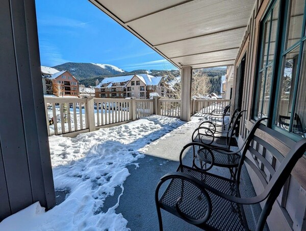 Walk To The Gondola! Pool And Hot Tub Onsite - Keystone