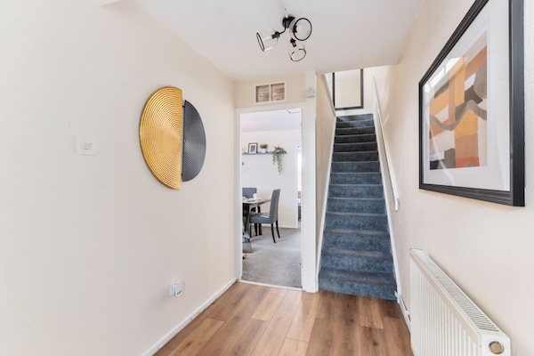 Three-bedroom House W/garden - Woolwich