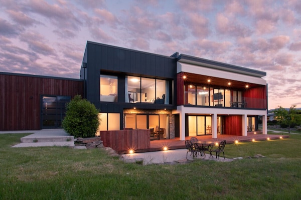 Grand Peninsula Lodge - Wanaka
