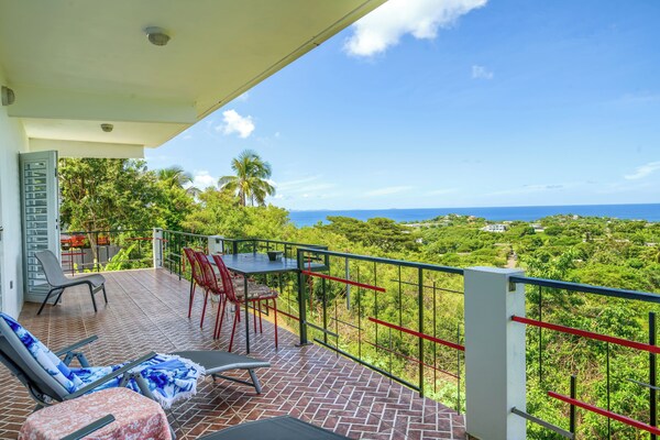 Mountain Top Hideaway, Pool & Stunning Views - Vieques