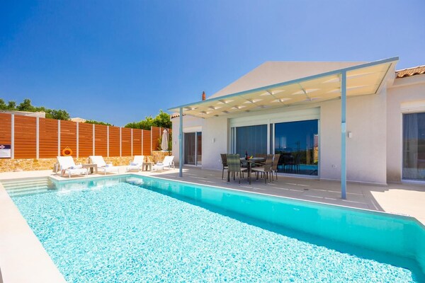 Casa Di Pietra - Two Bedroom Villa, Sleeps 4 - Cephalonia