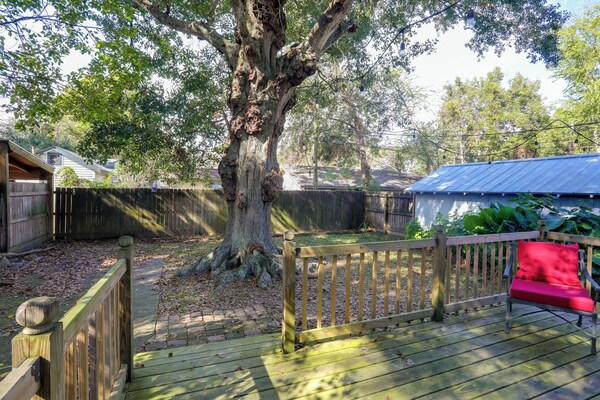 4 Mi To Dtwn: Baton Rouge Bungalow W/ Private Yard - Baton Rouge, LA