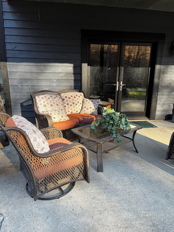 Charming 2-bedroom House In Perfect Nashville! Close To Town - Nashville, IN
