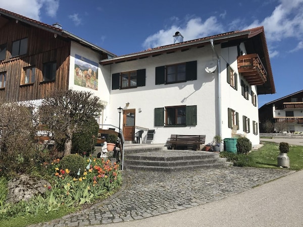 Fewo 2 / 1. Stock / D ´Middle - Haus Steinacher - Hopferau