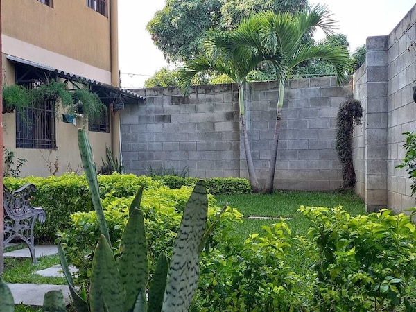 Cozy Apartment In The Heart Of San Salvador With 2 Bedrooms And Parking Free. - San Salvador