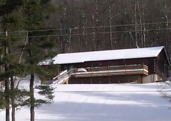 Tranquil Cabin In Charming Machias Close To Ski Resorts - Alpine Lake, Delevan