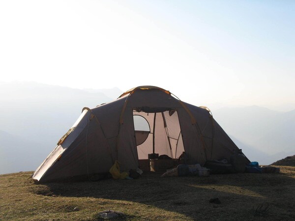 Lake 69 Trek And Camping In 1-tent Campground In The Llangauco Lakes - Huaraz