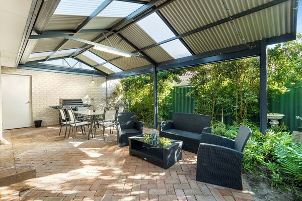 Meters To Beach, Short Walk To Town! - Dunsborough