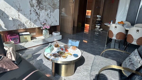 Luxury  1-bedroom Condo In Riverside Heart Downtown East Bund Pudong Shanghai - Shanghai