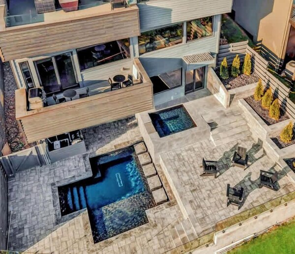 Epic Luxury Mansion W Nashville Skyline Views - Nashville, TN