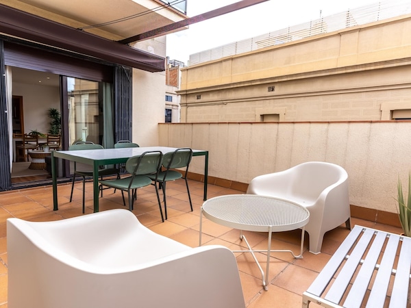 Central Apartment With A Terrace - Barcelona