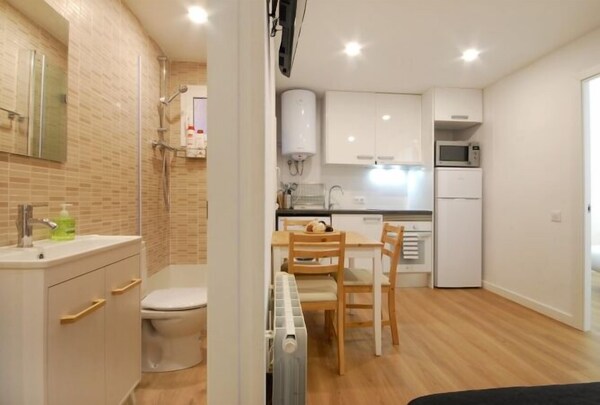 Functional Apartment Near Barcelona - Sant Boi de Llobregat