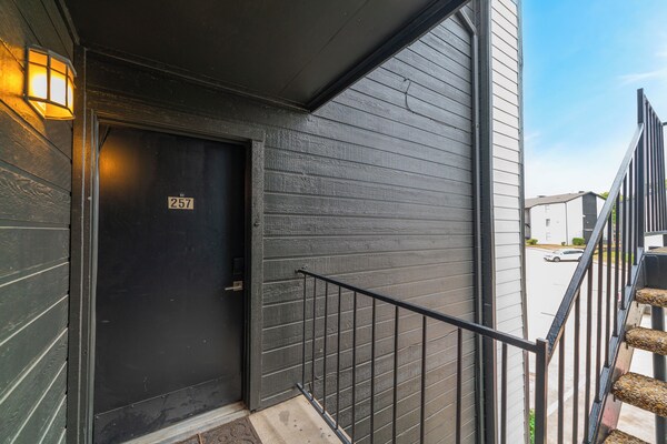 The Landry 257| Spacious And Cozy 1 Bedroom 1bth - Arlington, TX