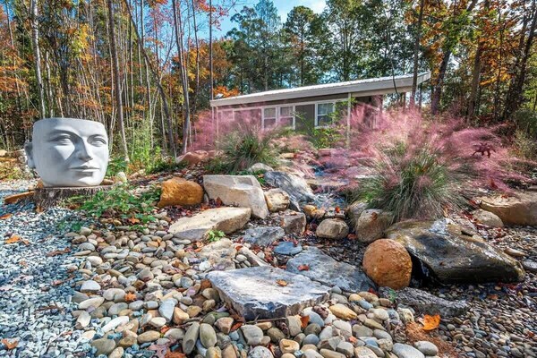 Full Bloom Tree House - Seaforth, Pittsboro