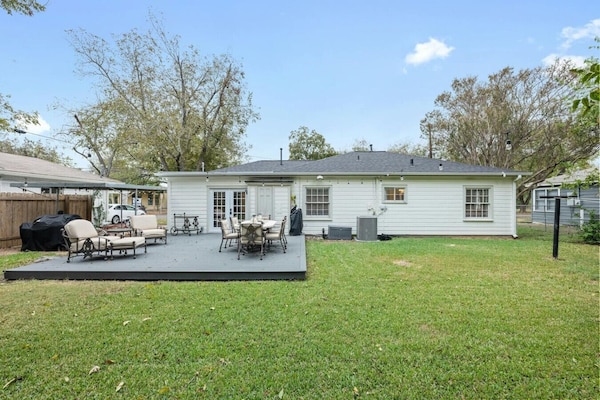 Old Town Cottage | Blocks From The Square | 3bd2ba - Georgetown, TX