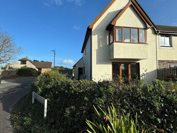 3 The Bowling Green, Pet Friendly In St. Just In Roseland - St Mawes
