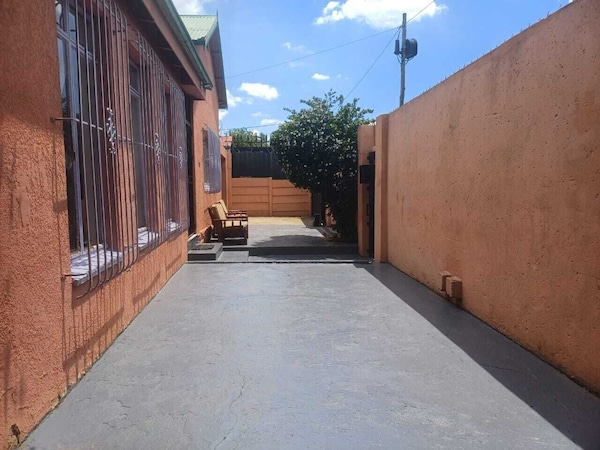 Guest Room - Johannesburg