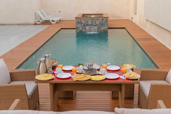 Homerez - Villa Moderna Con Piscina A Mirleft - Mirleft