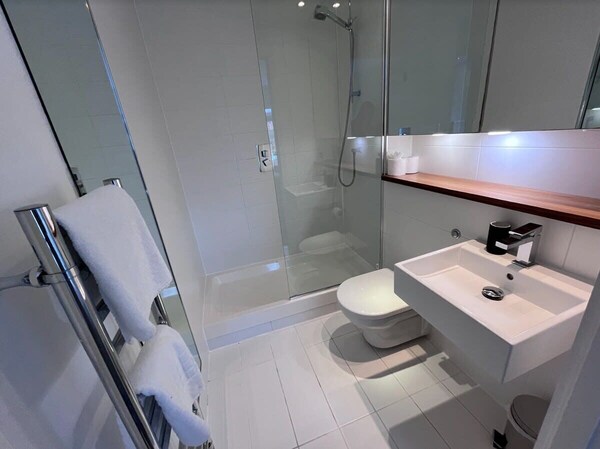 Stylish Riverview Flat In Glasgow - Glasgow