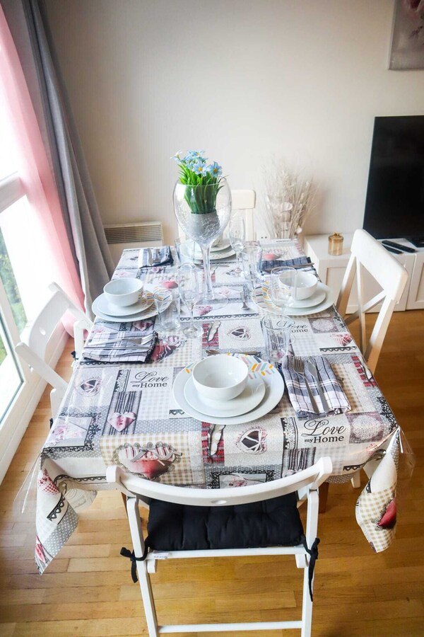 Appartement Cosy à 5 Min De Disneyland Paris  Idéal Pour Familles Et Couples - Bussy-Saint-Georges