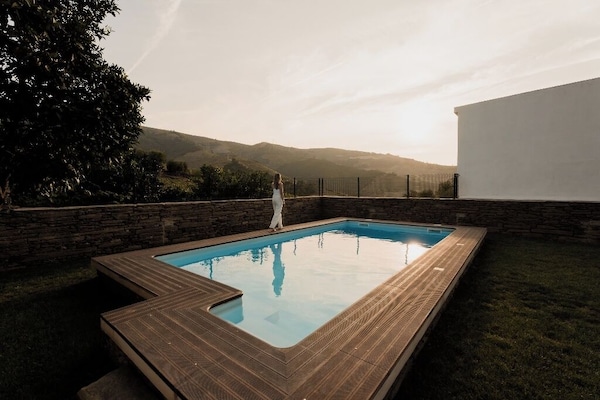 Casa Bastardo - A Cozy House Surrounded By The Vineyard Terraces Of The Douro. - Pinhão