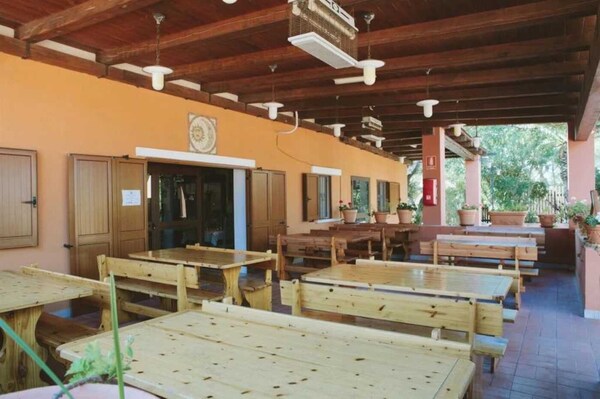Camping 4 éToiles - Piscine  - Ccadhah - Sardinien