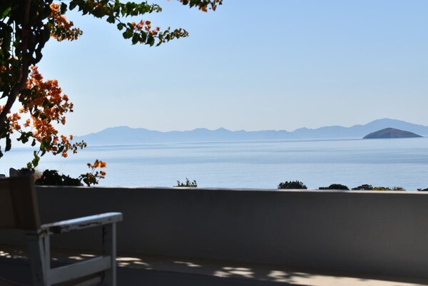 "Marathitis" Cottage House - Aegean Sea View - Naxos
