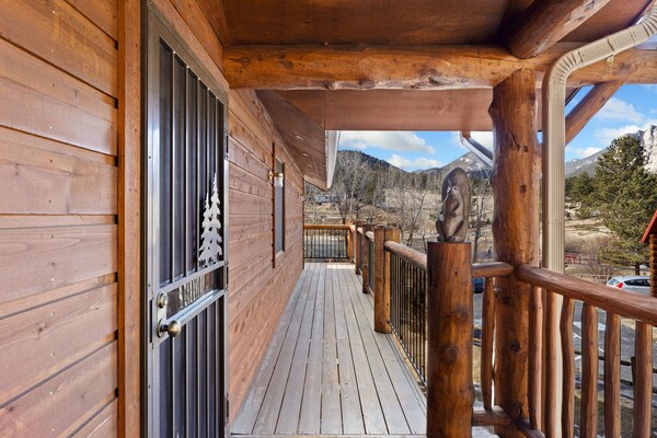 Dlx 2 Br W/pvt Balcony, Jet Tub, Fireplace - Estes Park, CO
