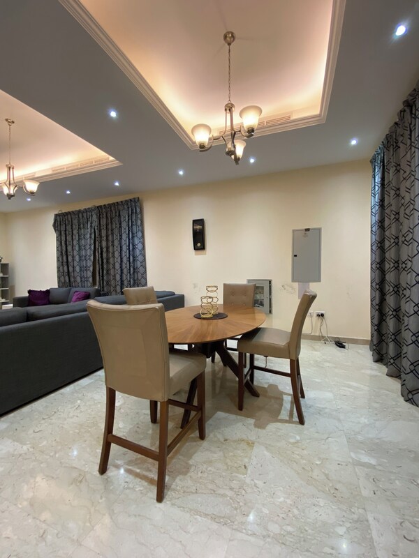 3 Bedroom Villa In Sharjah Near Corniche - Ajman